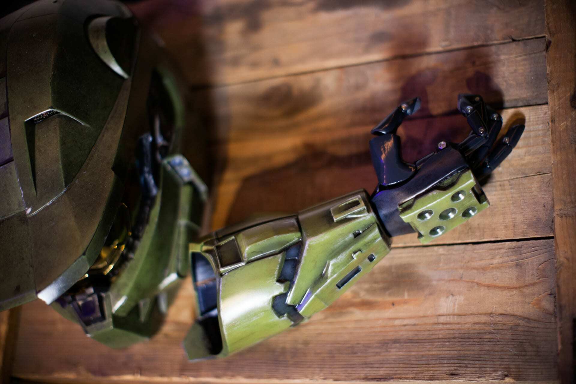 343 & Limbitless Team Up To Bring Master Chief Prosthetic Arm — Rectify ...